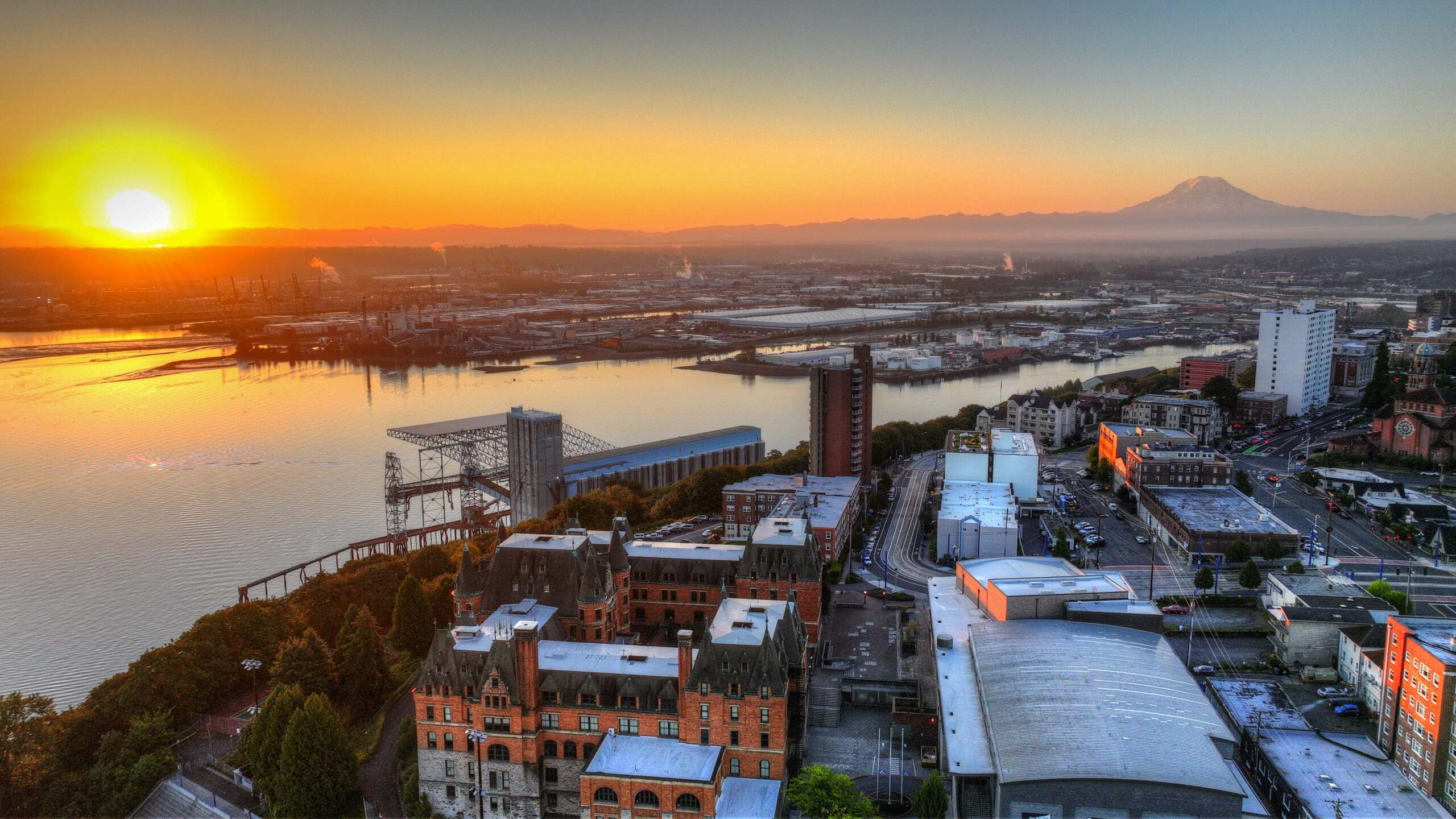 1 Broadway, Unit #417 - Anders Ibsen